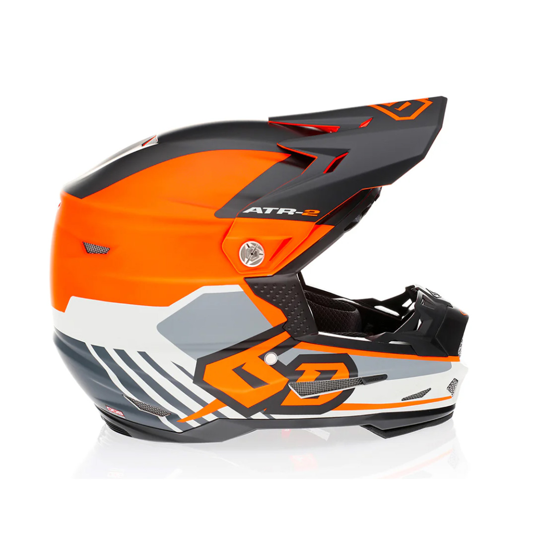 6D ATR-2 Target Helmet (Orange): AOMC.mx