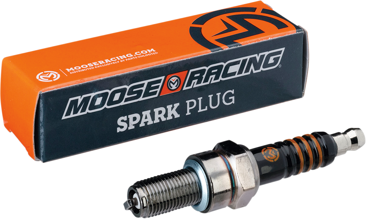 Moose Spark Plug (B8ES): AOMC.mx